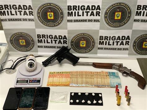 Brigada Militar Prende Homem Por Tráfico De Drogas E Posse Irregular De