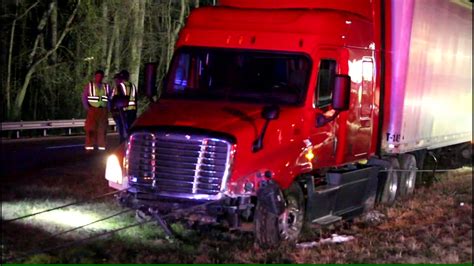 2 Browe Construction Workers Hit By Tractor Trailer On I 95 In Robeson