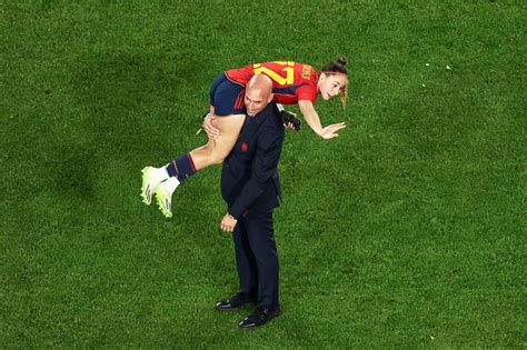 ‘shameful Spanish Football Chief Must Go Over Sexism Scandal Deputy