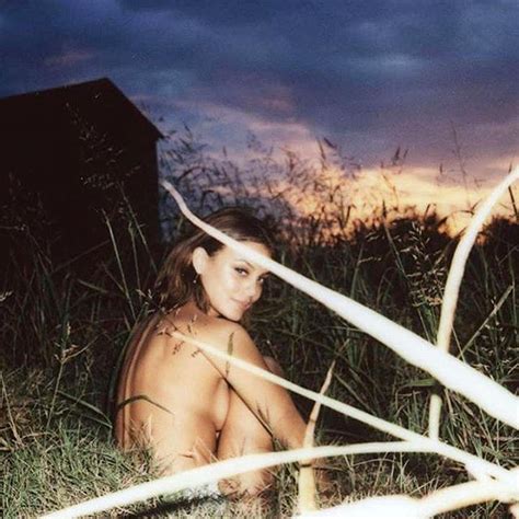 Nathalie Kelley Naked Bush And Tits In Outdoors Scandal Planet