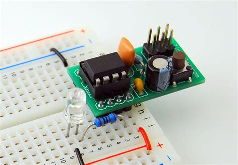 attiny la manera mas fÁcil de hacer pequeÑos proyectos arduino squad