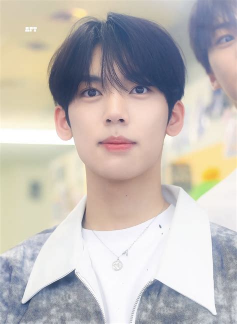 보플 손민수 On Twitter 한유진 ♥︎ 나비 팬던트 목걸이 추정 15 000원 9 900원