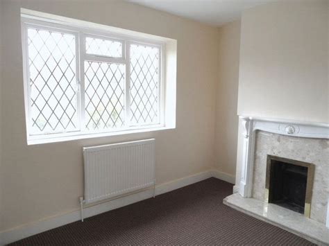 3 Bedroom Terraced House To Rent In Jarrah Cottages London Road