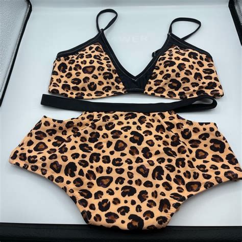 Cupshe Swim Nwot Peach Leopard Print Bikini With Side Cut Outs A
