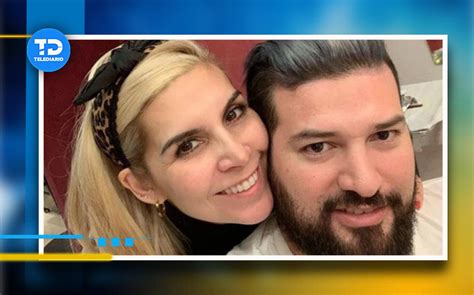 Américo Garza Manda Romántico Mensaje A Karla Panini Larga Vida A La