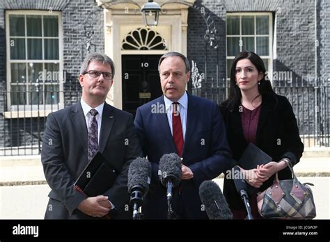 Dup Deputy Leader Nigel Dodds Centre After Talks At 10 Downing Street