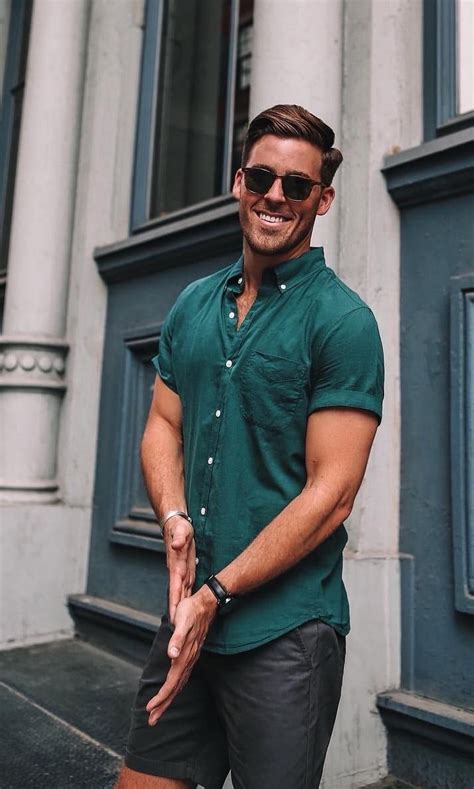 15 Stylish Short Sleeve Shirt Outfit Ideas For Men Short Sleeve