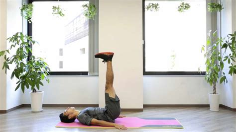 下っ腹を鍛える筋トレ「レッグレイズ」とは。正しいやり方、効果を高めるトレーニングポイント トレーニング×スポーツ『melos』