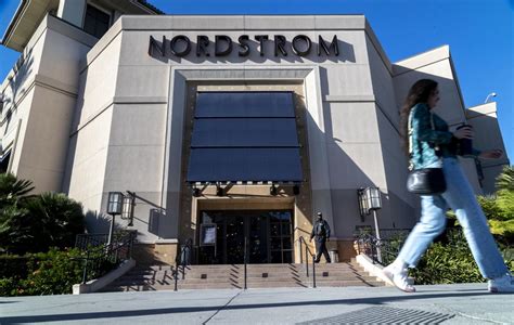 Flash Mob Smash And Grabs Continue At High End Stores In Los Angeles