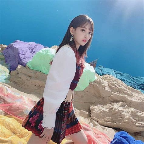 𝒍𝒐𝒗𝒆𝒍𝒚𝒃𝒂𝒃𝒆 ꒰ ♥︎ ꒱ Sakura Sakura Miyawaki Iz One Sakura
