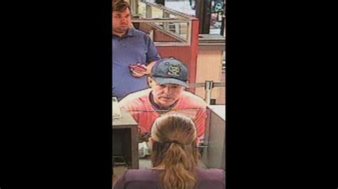 Bradenton Wells Fargo Bank Robbed Deputies Searching For Suspect