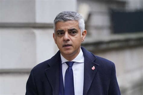 Sadiq Khan Sir Chris Whitty Join Public Health Leaders For Air