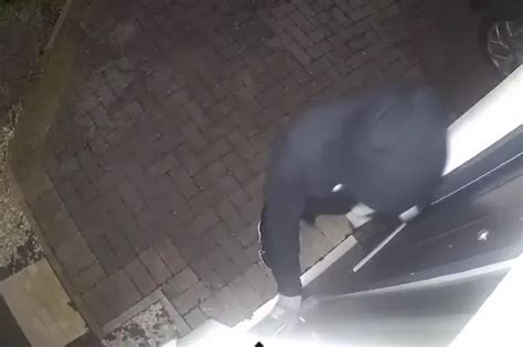 Drunk Scot Fined For Carrying Out Sex Act On Woman In Common Stairwell