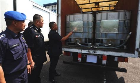 Sindiket Seleweng Minyak Masak Bersubsidi Terbongkar