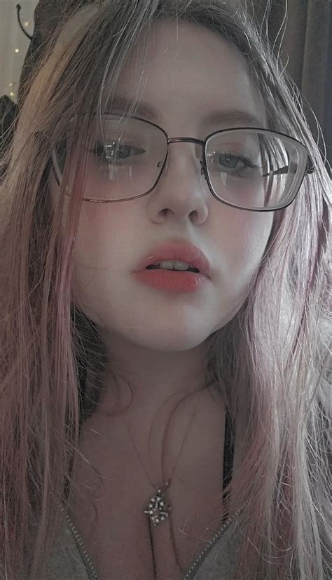 [19] I Cant Wait For Summer Break And Nice Weather 🥲☀️ R Selfies