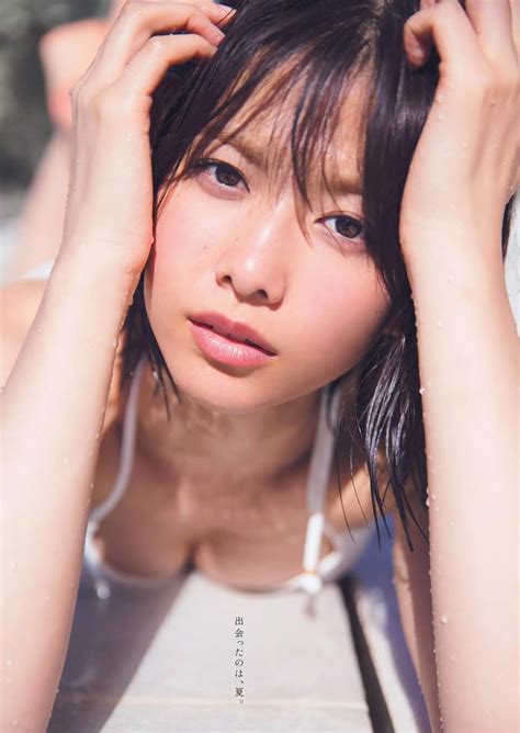 欅坂46渡邉理佐ちゃんの1st写真集『無口』厳選水着グラビア！ Akbと坂道の画像まとめブログ ガゾ速！