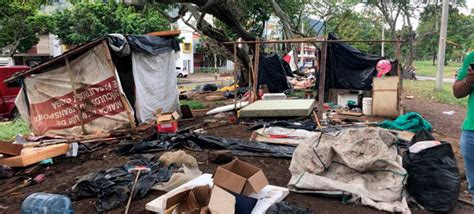 Recuperan Espacio Público En El Que Se Alojaban Migrantes Venezolanos