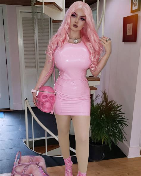 Latex Is Not Helping Vixenvirago To Hide Her Jugs🥛 R 2busty2hide