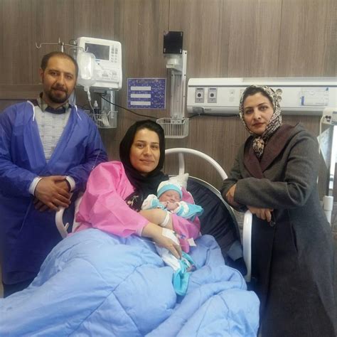دکتر نرگس لشنی متخصص زنان و زایمان در اصفهان دکتر زنان در اصفهان