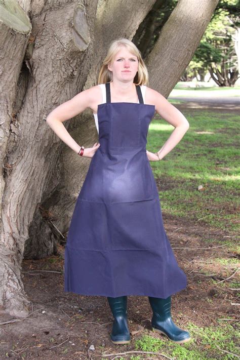 Milking Apron Light Weight 100 Waterproof Aussie Made Dairy M L Xl