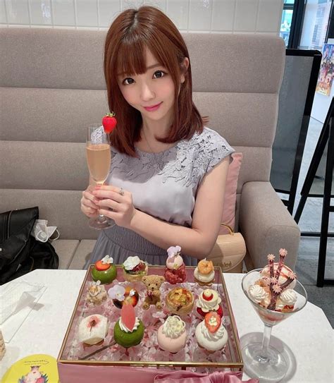 佐倉絆さんのインスタグラム写真 佐倉絆instagram 「大阪の2daysアフタヌーンティー W大阪 Seasonandco