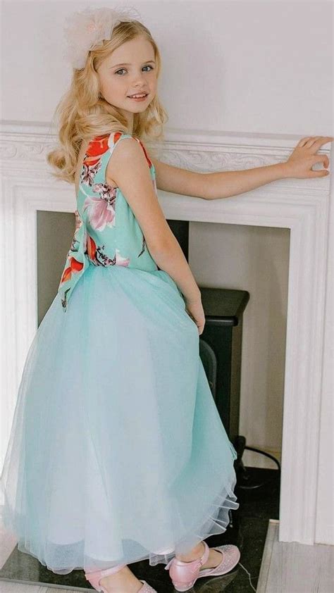 Yana Gaidukevich Flower Girl Dresses Fashion Cold Shoulder Dress