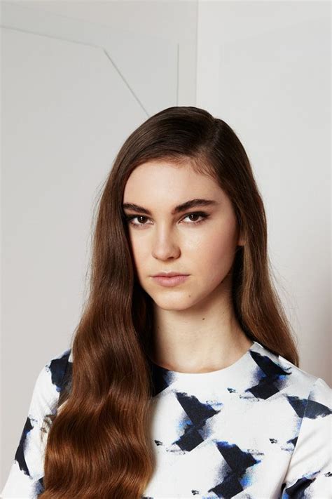 The Easy Way To Diy Bold Brows Beauty Bold Brows Beauty Trends