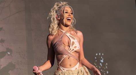 2022 Grammy Awards The Jewish Nominees From Doja Cat To Drake To An