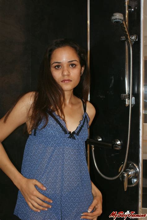 Jasmine Mathur Jasmine Sexy Blue Chemise Photos