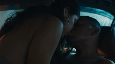 Bruna Mascarenhas Nude Sex Scene Sintonia 10 Pics  And Video
