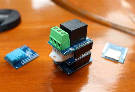 getting started with wemos d1 mini esp8266 board dht
