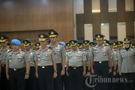 Upacara Kenaikan Pangkat Polri Foto 11 1827628