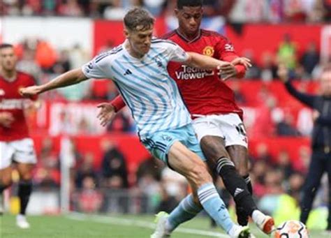 ريمونتادا مثيرة مانشستر يونايتد يعبر عقبة نوتينجهام فورست في الدوري