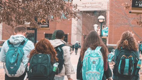 how to build a review workflow to minimize college admissions