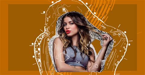 Sofia Reyes Desnuda Su Alma Con Su Nuevo Video Musical Luna