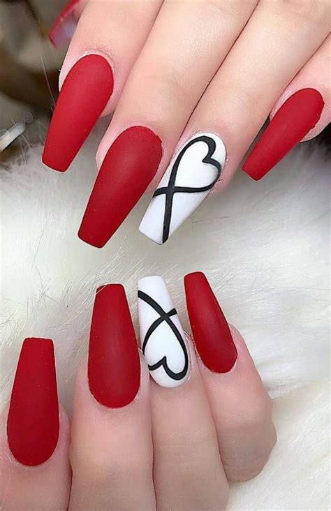 10 Lovely Nail Polish Trends For Fall And Winter 2020