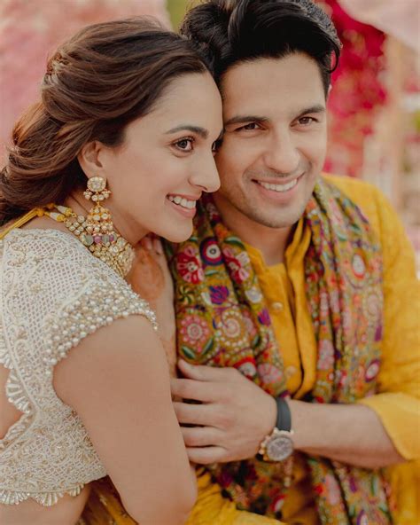 Sidharth Malhotra And Kiara Advani Haldi Pictures K4 Fashion