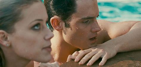 Penn Badgley Shirtless In The Stepfather Trailer