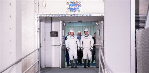 Nasa Astronauts Go On Quarantine Ahead Of Historic Spacex Launch