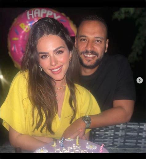 هنادي مهنا تنشر صورا رفقة زوجها أحمد خالد صالح في لبنان وماي مصراوى