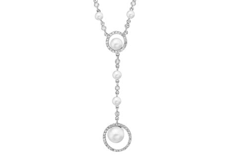 18ct White Gold 0 34ct Diamond And Freshwater Pearl Drop Necklace