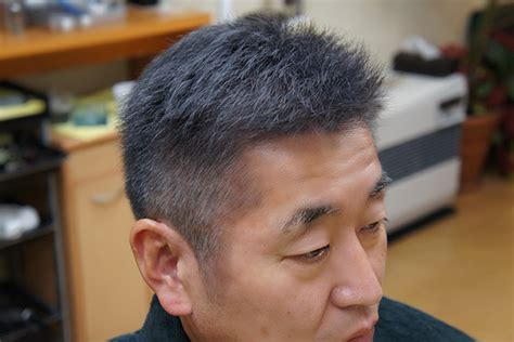 [無料ダウンロード！ √] 白髪ぼかし 白髪 グレー に 染める 男性 783548