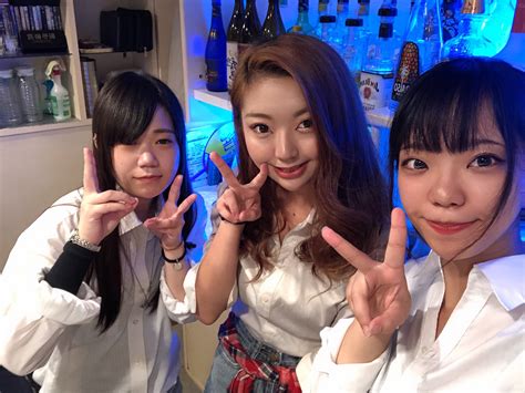 ガールズバーホワイトレディ（沖縄県那覇市のガールズバーwhitelady） 7月25日土曜日
