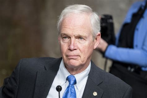 Ron Johnson Biography Facts Britannica 44 Off