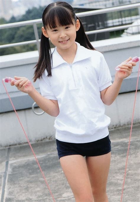 未発育なjc・jsの貧乳な体操服・ブルマ姿をジト目でねっとり犯してやるか♥5