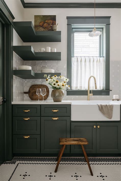Exploring The Spectrum Of Green Kitchen Cabinets A Diy Projects