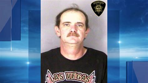 Deputies Hunt Paroled Sex Offender After Rv Chase From La To