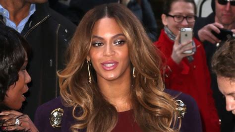 Beyonce Sued By Singer Who Claims Her Voice Is On Drunk In Love