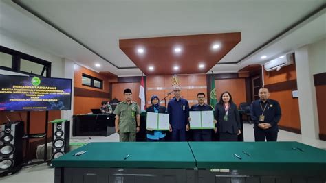 Berita Penandatanganan Pakta Integritas Perjanjian Kinerja Komitmen