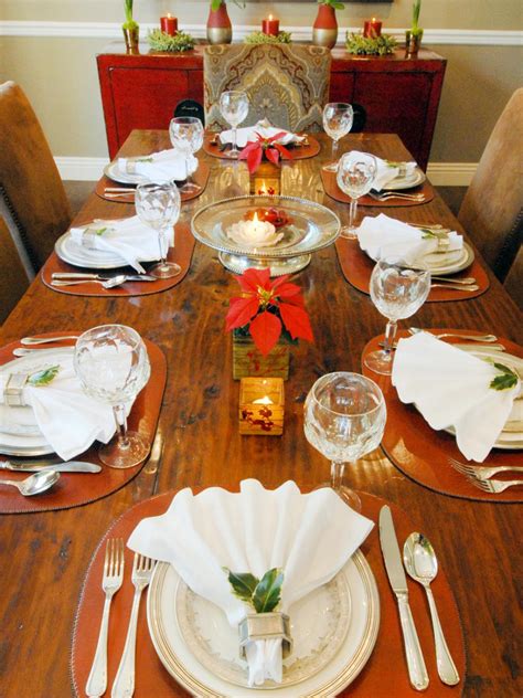 28 Christmas Table Decorations And Settings Hgtv